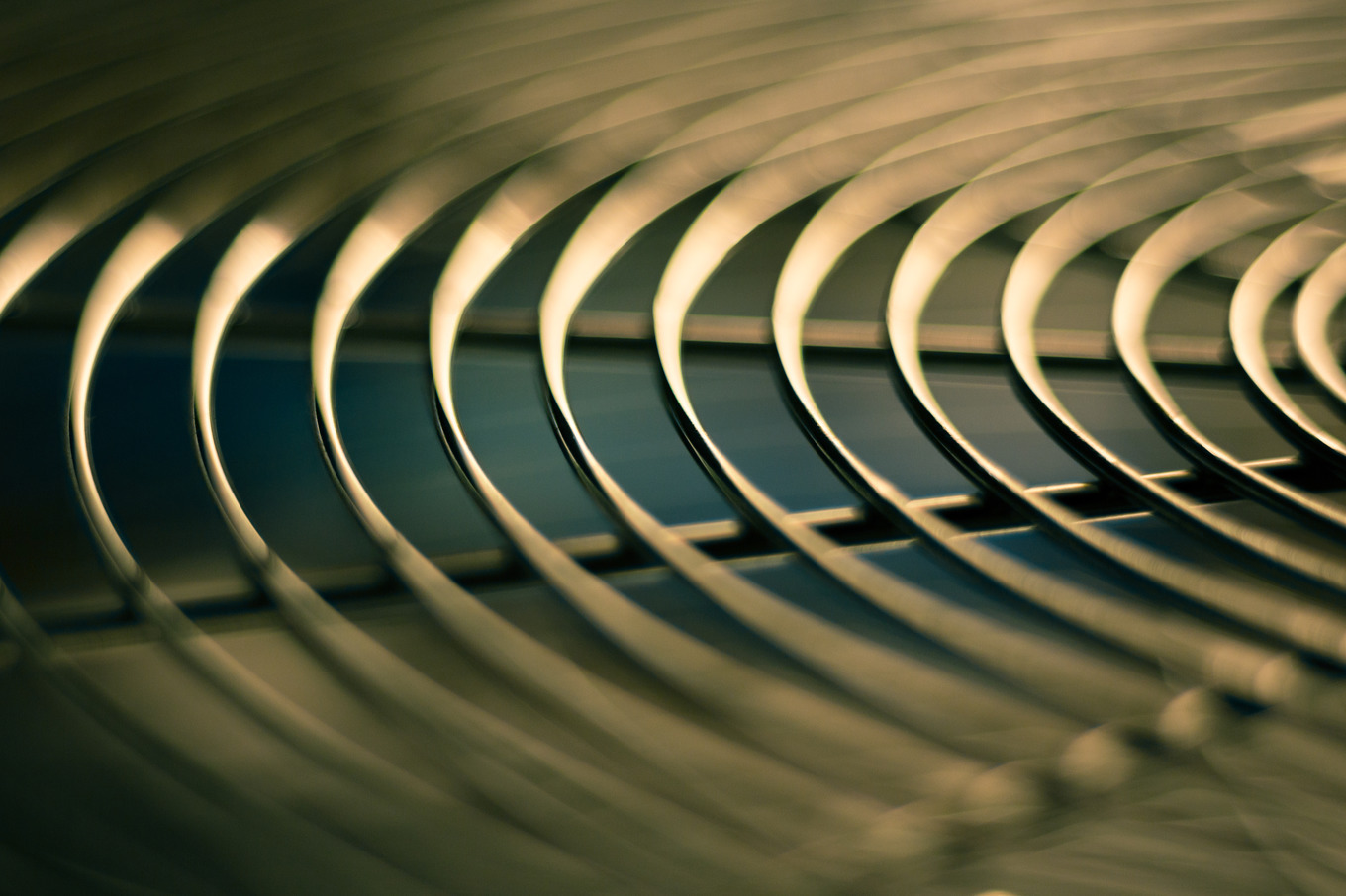 Ripple effect from metal wires, an Abstract Photo by The Jungle Photo