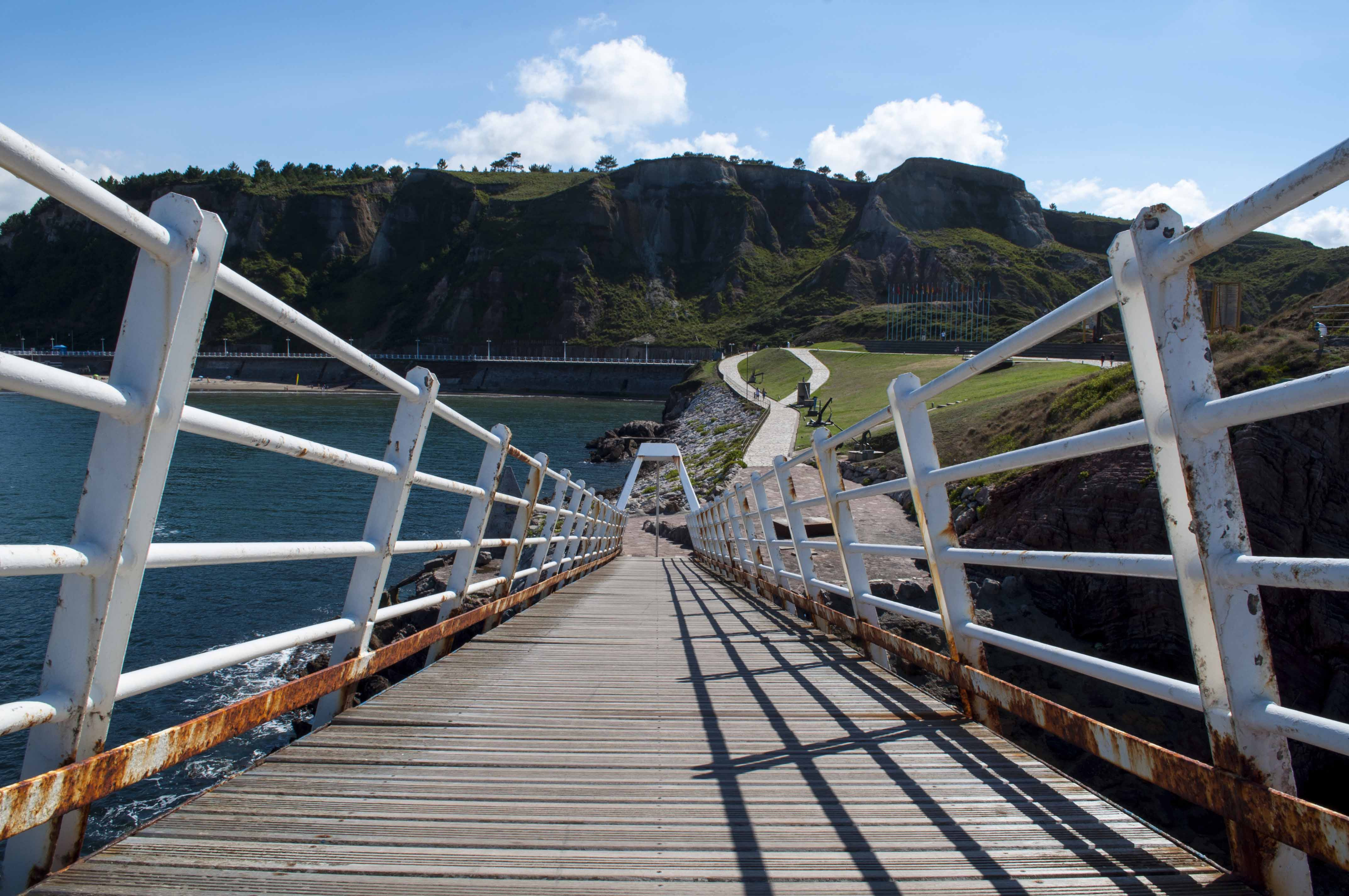 Salinas bridge, sea and mountain, an Architecture Photo by JDM