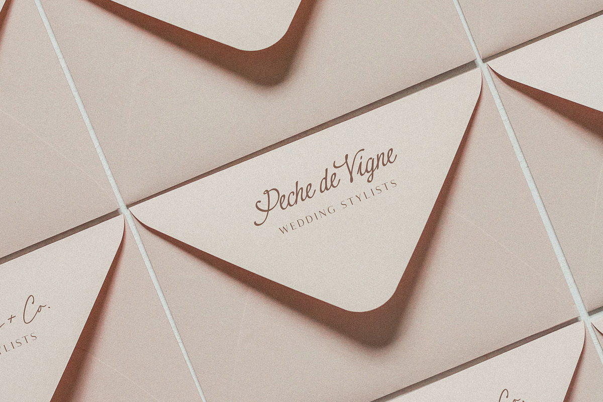 Le French Baguette Script