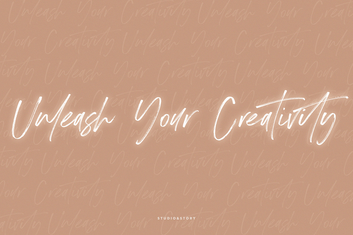 Drama | Script Font