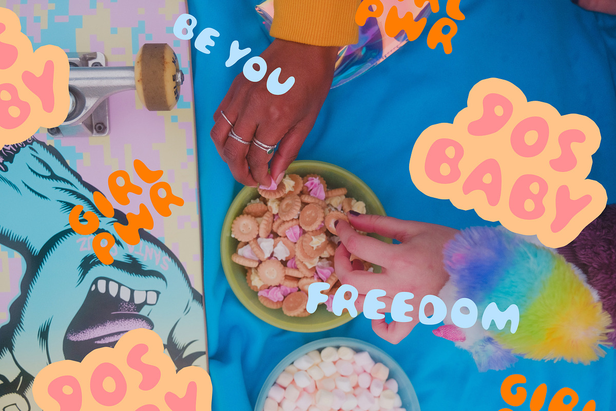 Bubbles in 90s - Nostalgic Font