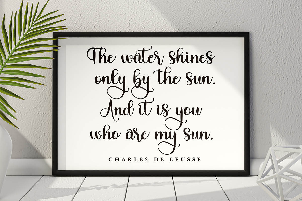 Royalty Saturday - Wedding Script Font