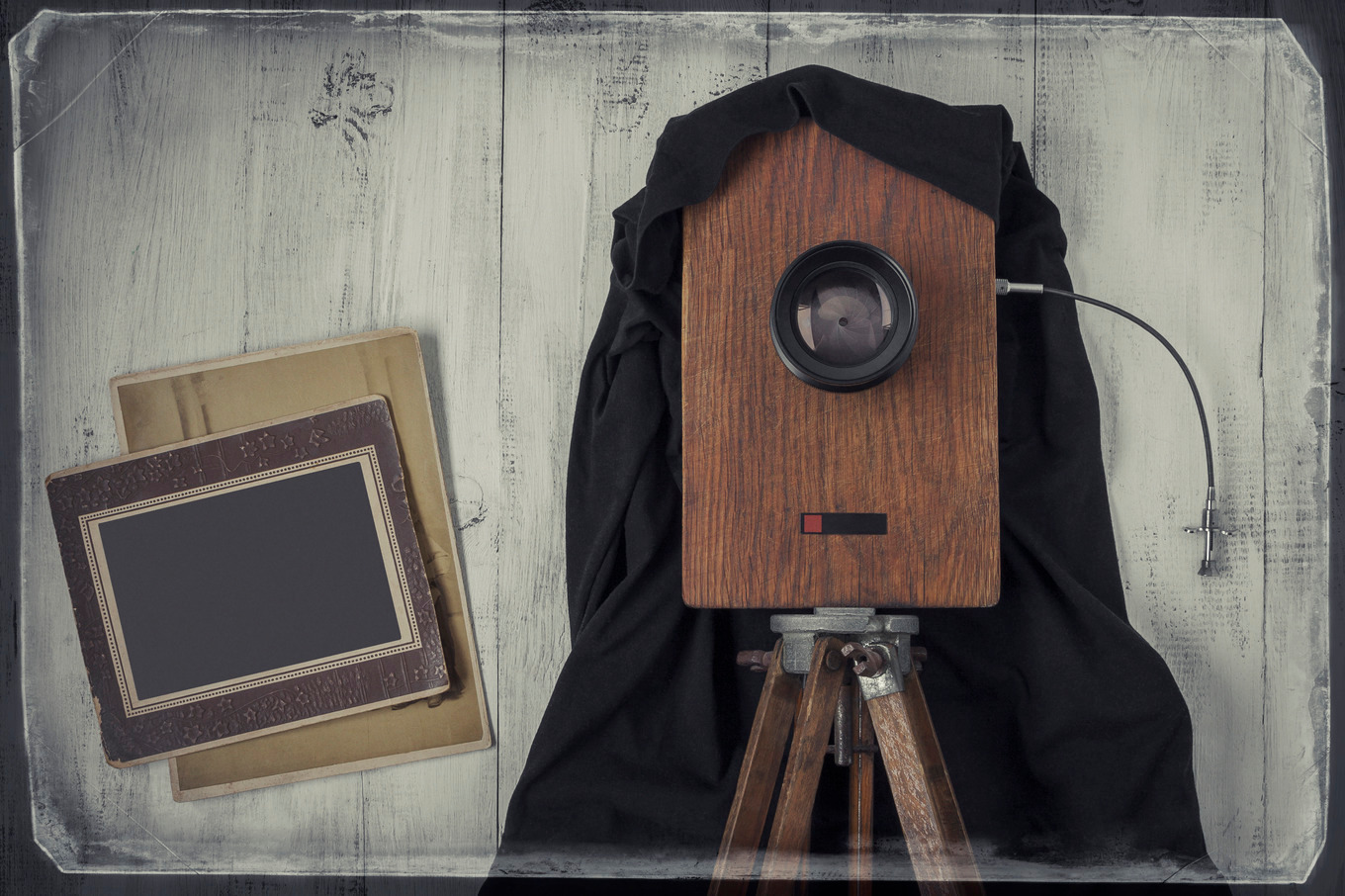 Old studio camera and old photos | Arts & Entertainment Stock Photos ...