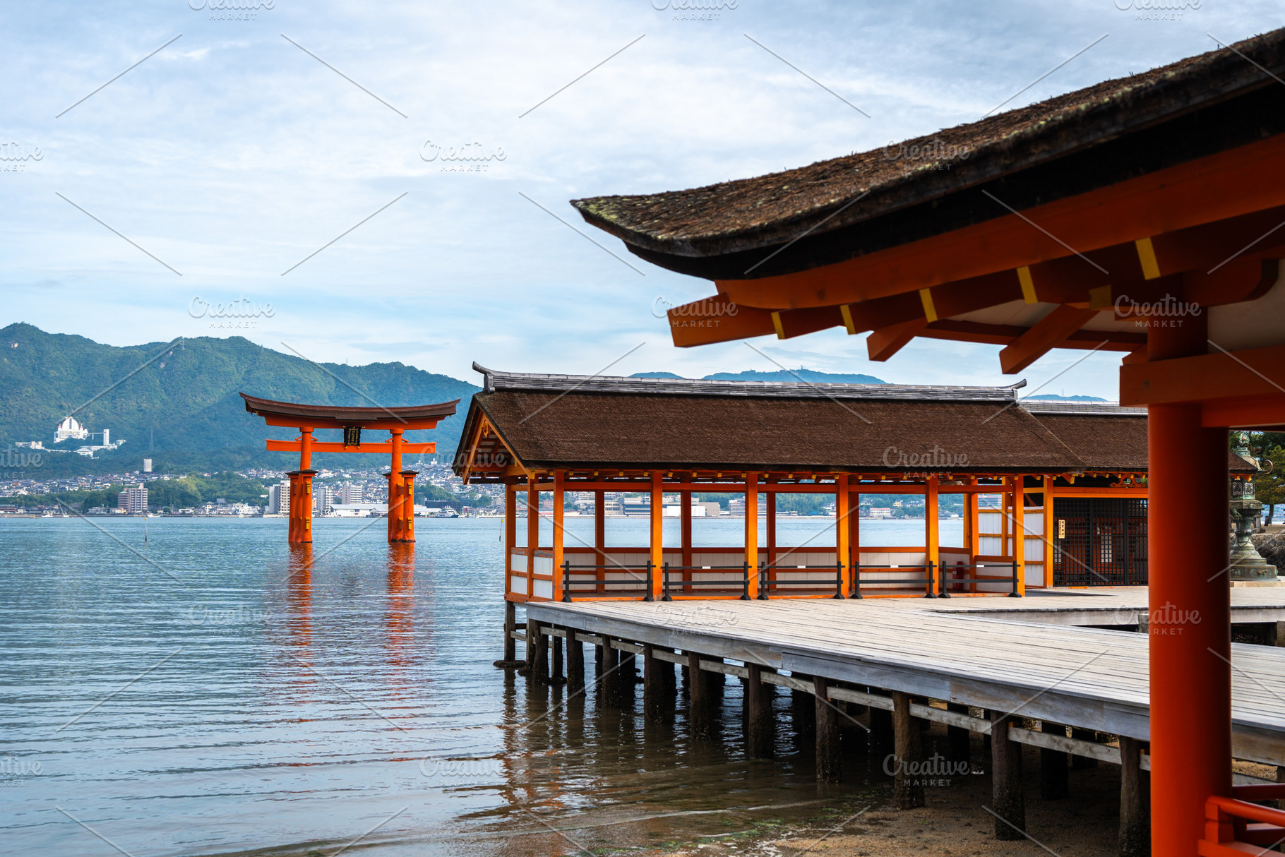 Itsukushima Shrine and iconic torii gate on Miyajima island, Jap, an ...