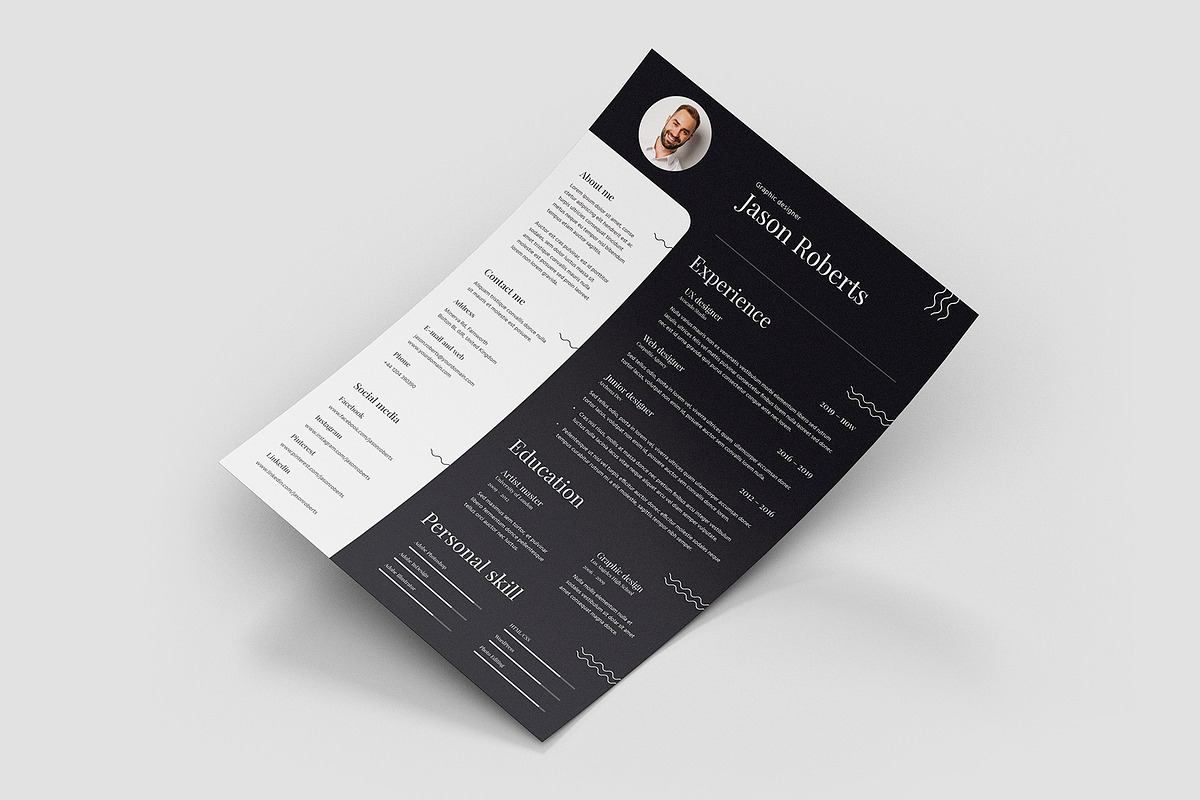Designer Resume CV Flyer Canva