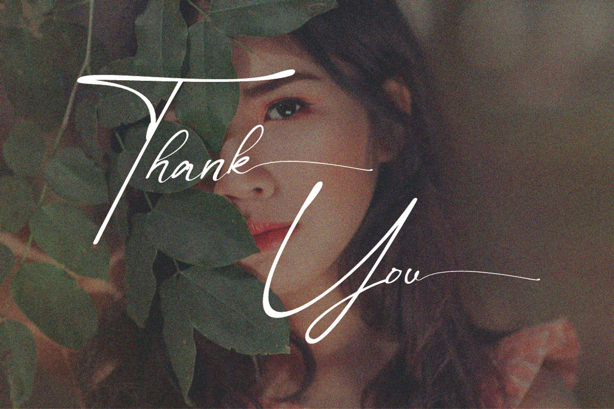 Sayley Signature Font