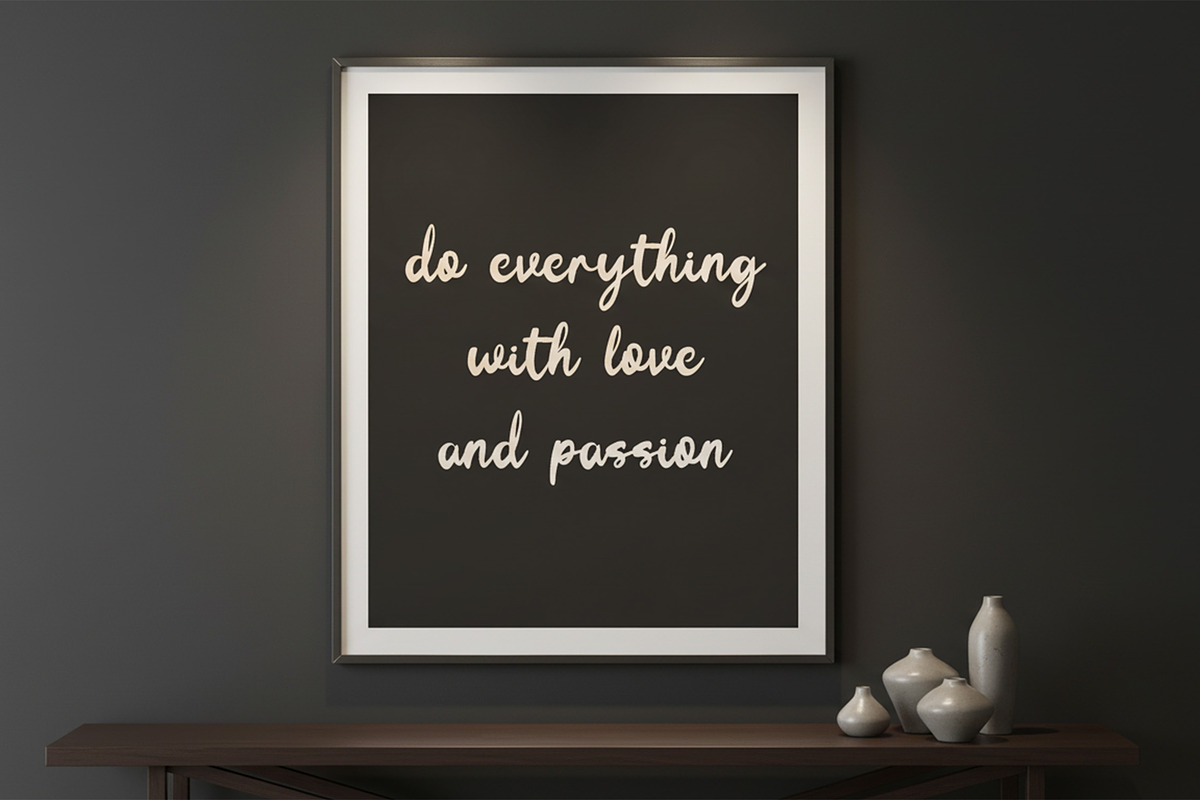 Solvina Elegant Script Font