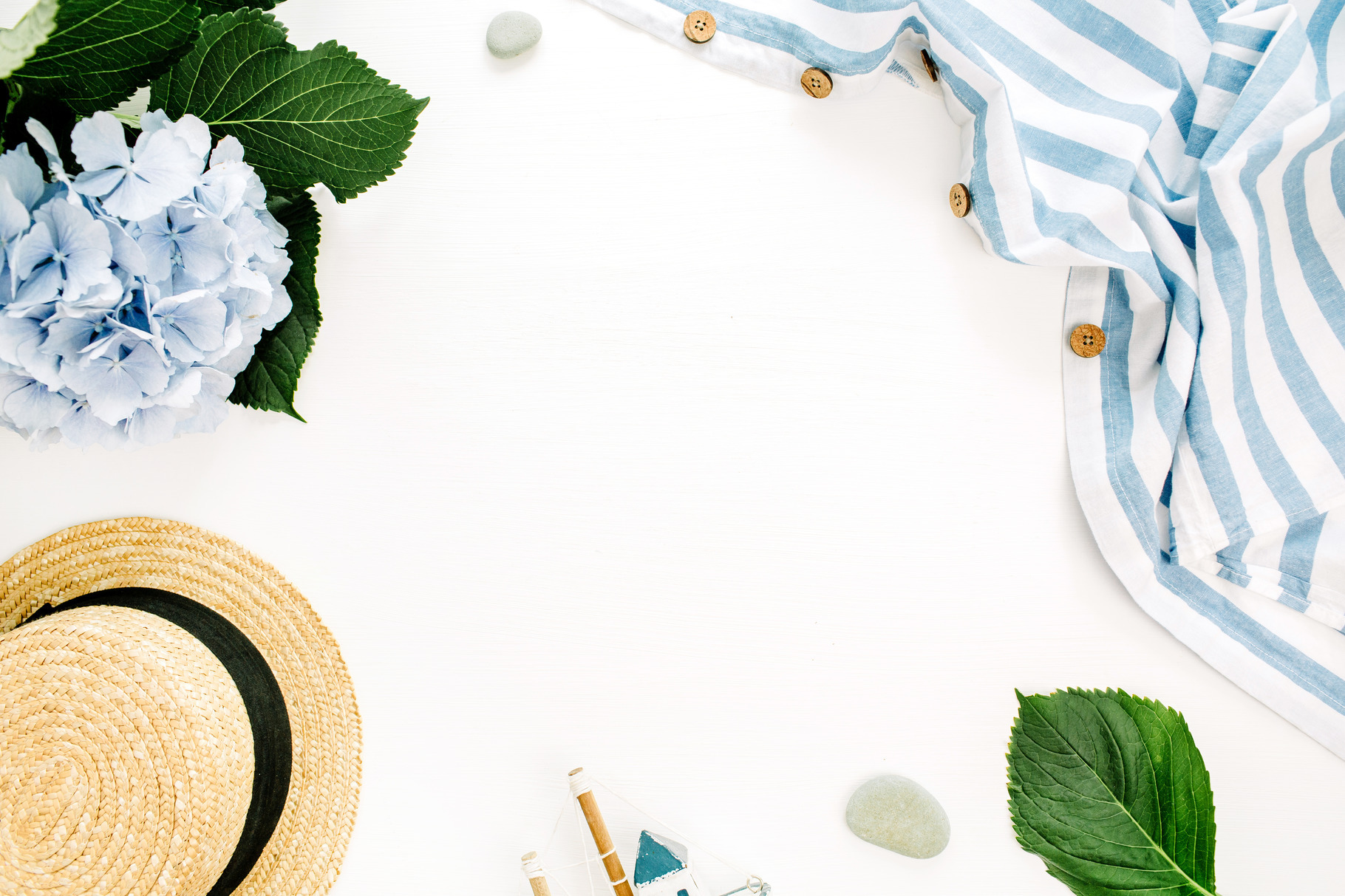 Frame of feminine stuff, an Arts & Entertainment Photo by Floral Deco