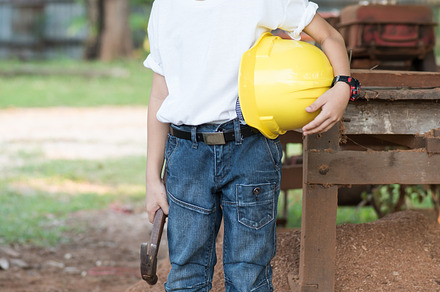 Little boy engineering, a Background Photo by Looker_Studio