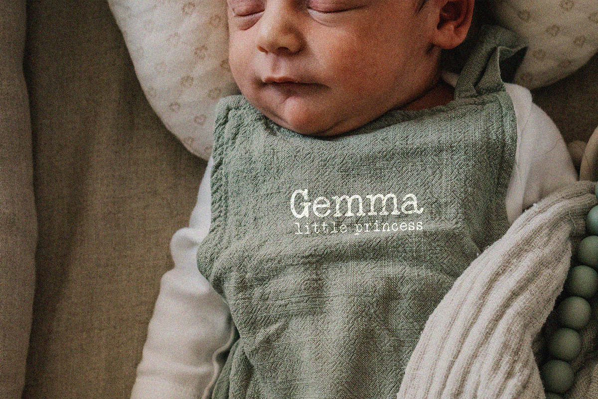 Amore Eterno Typewriter Font