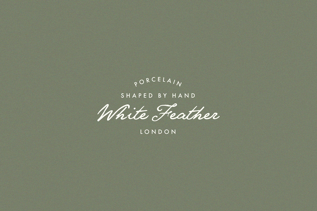 Golden Reverie - Nostalgic Script, a Handwritten Font by Davide Bassu