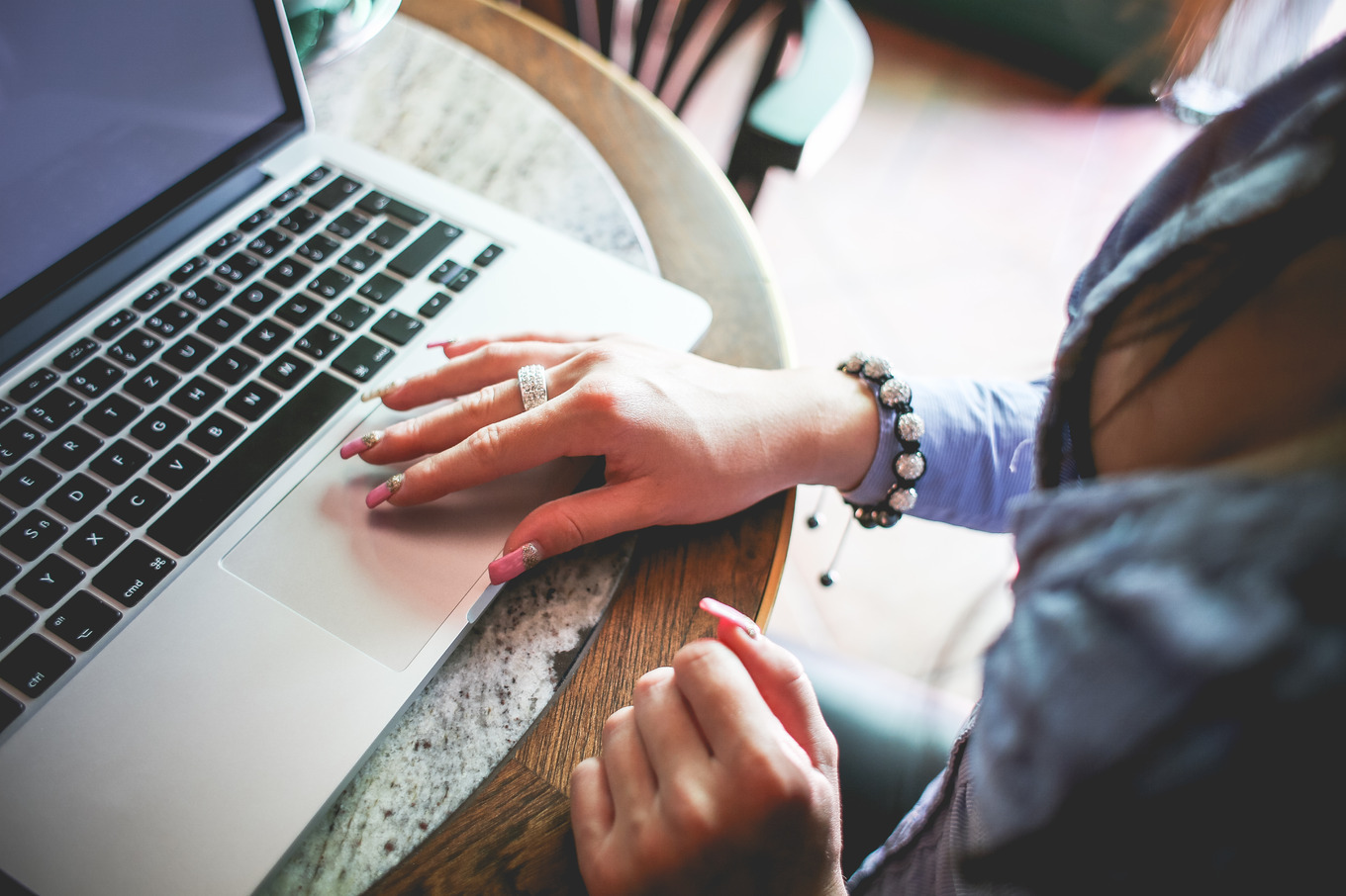 Girl working on macbook pro stock photo containing girl and work, a ...