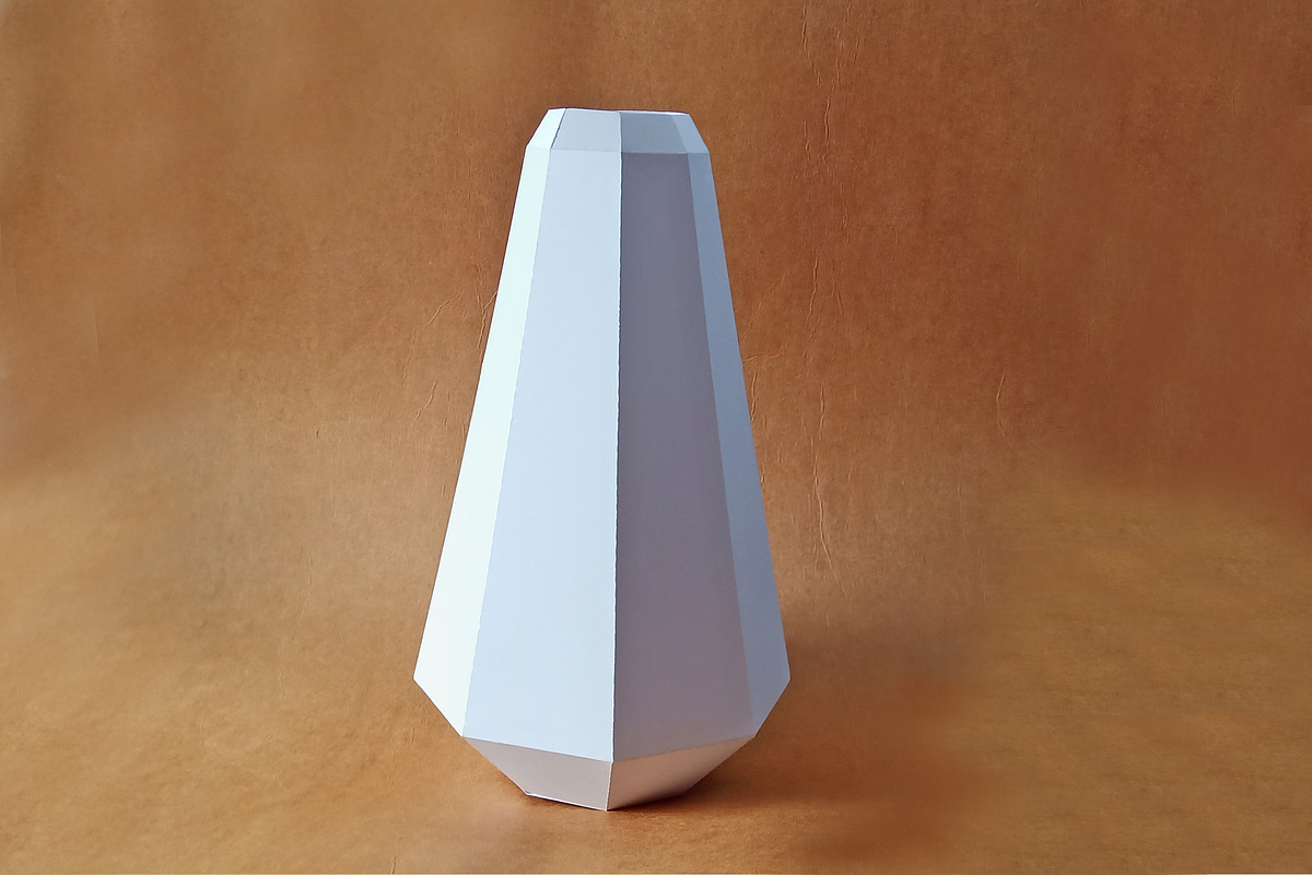 DIY Geometric Vase - 3d papercraft, a Templates & Theme by PAPER amaze