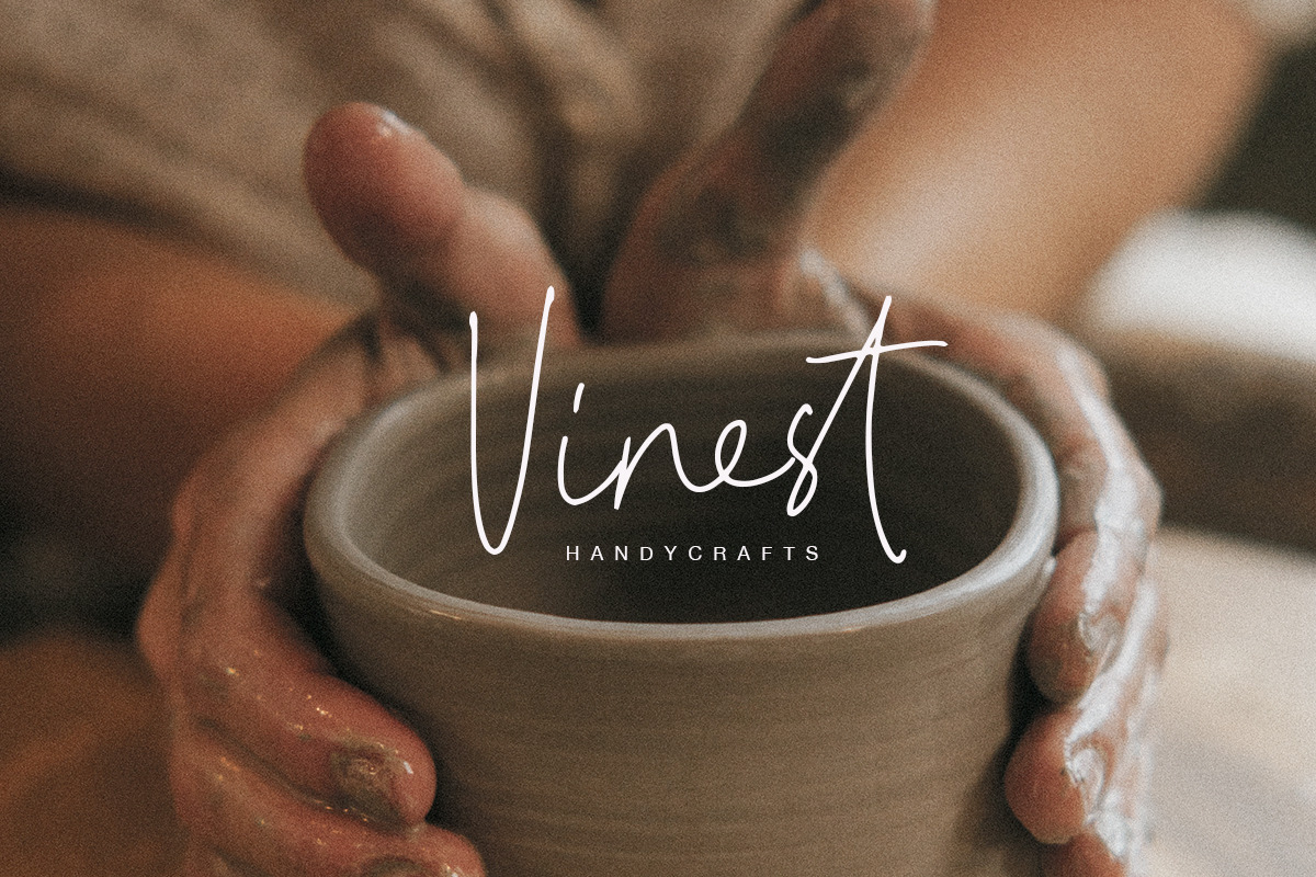 Kelly Blossom - Ligature Script, a Script Font by Sarid Ezra