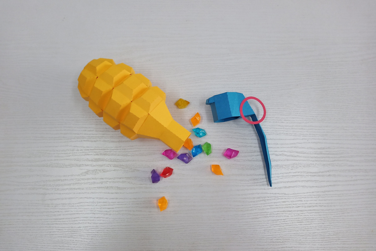 DIY Hand Grenade - 3d papercraft, a Templates & Theme by PAPER amaze