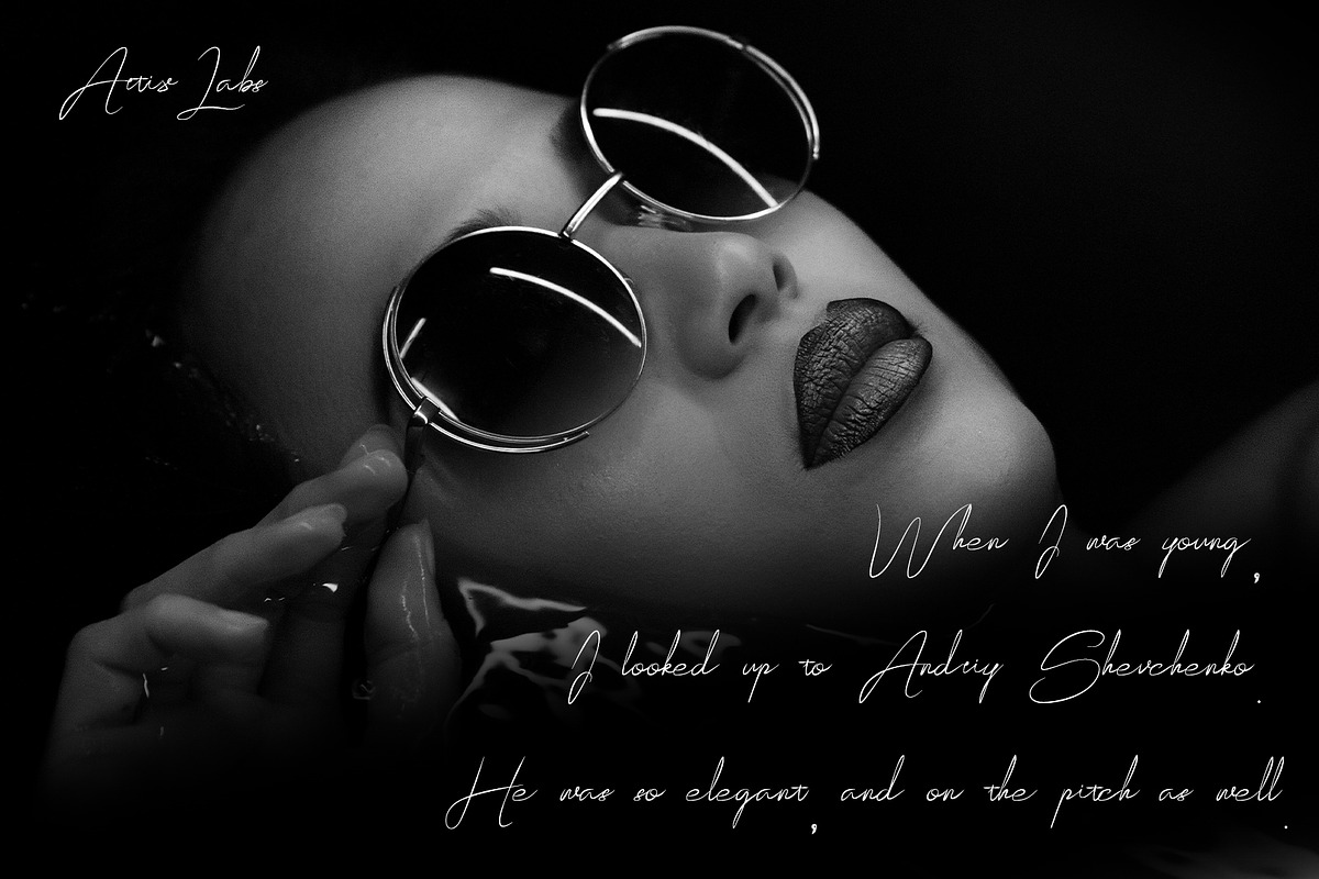 Kazequill smooth and elegant script