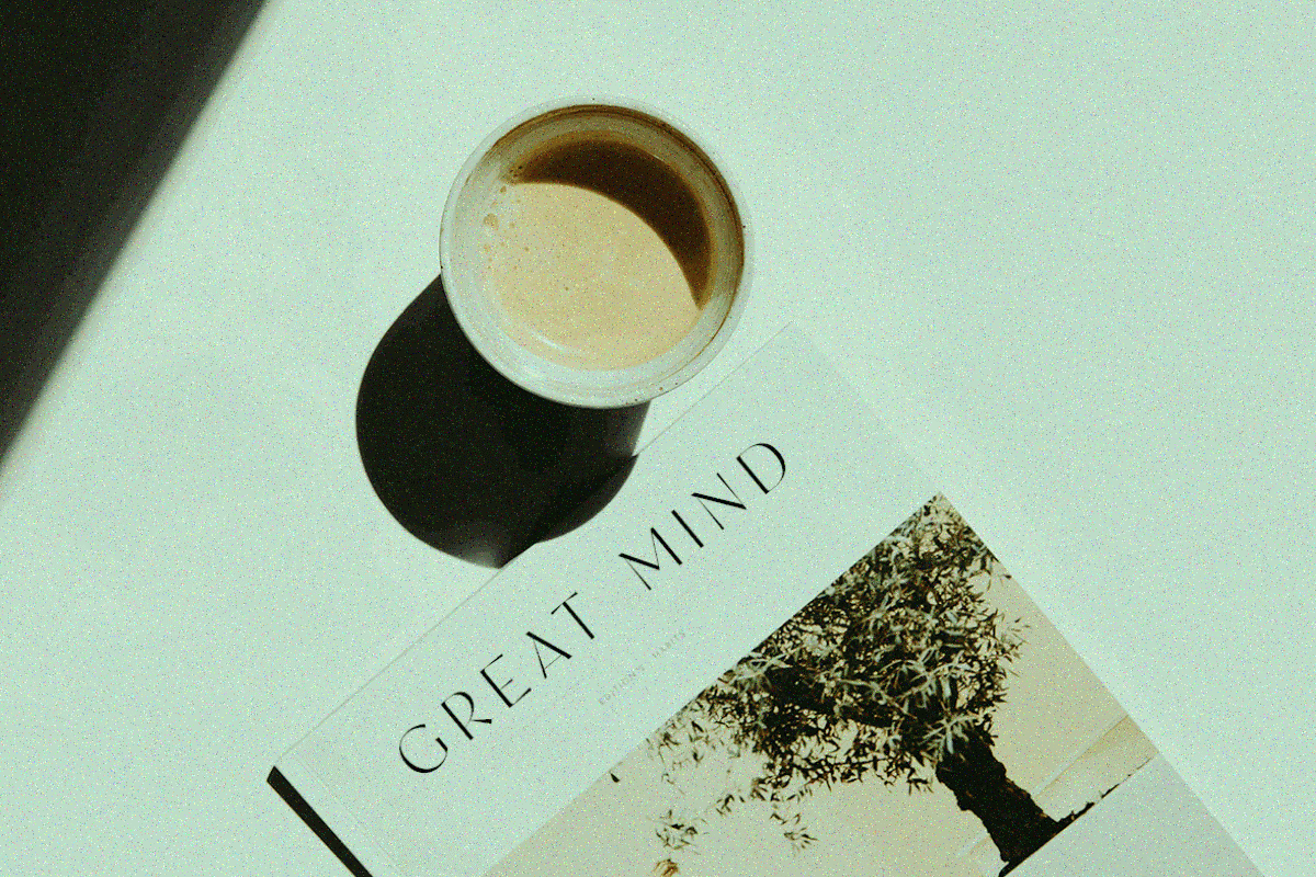 granola - unique modern vintage font