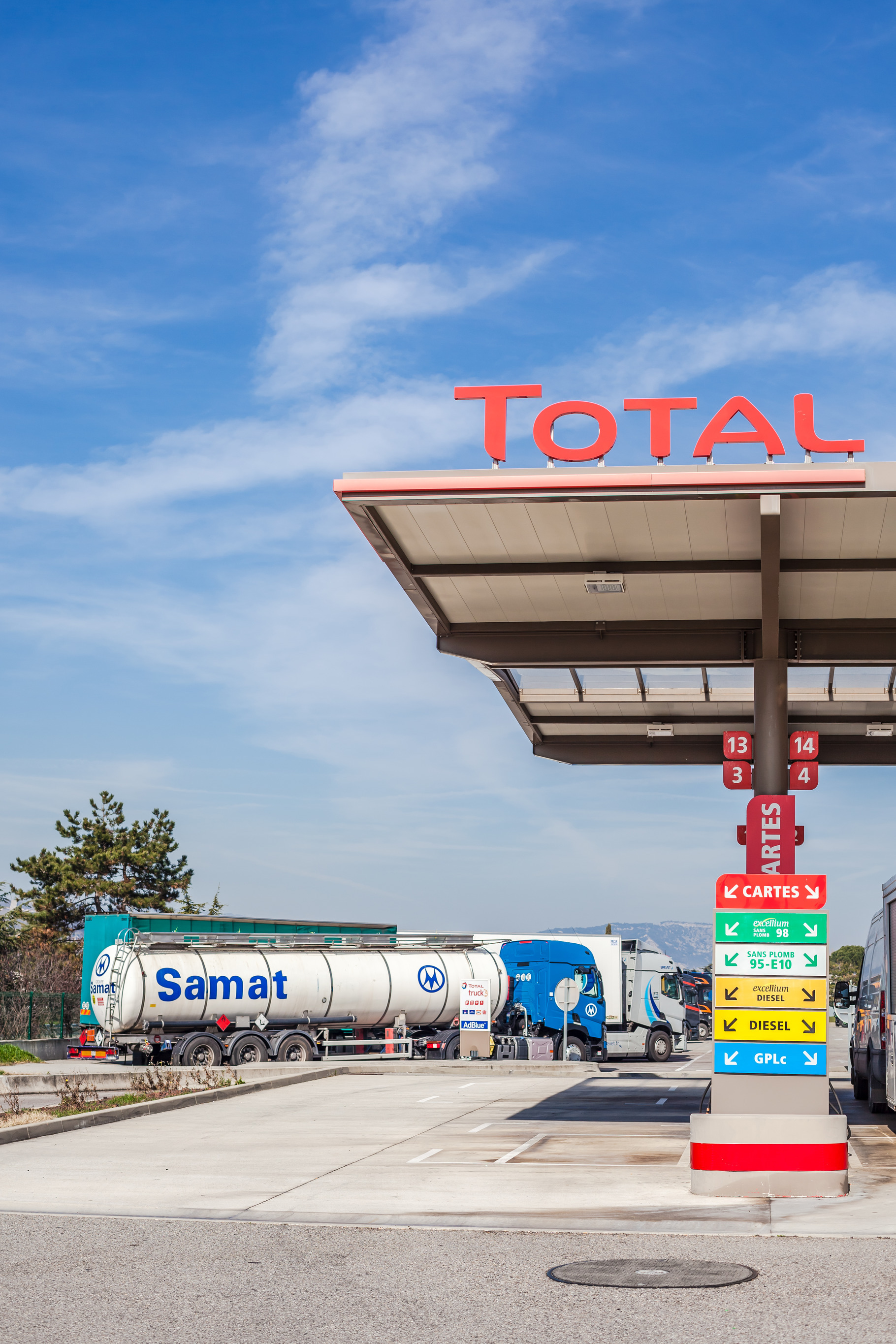 Total company logo on its gas service station, a Transportation Photo ...