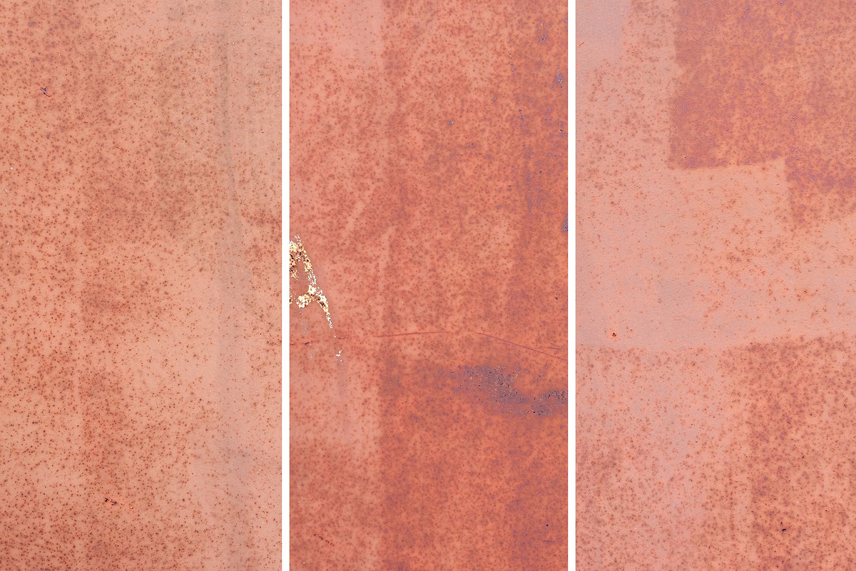 The Shop | Rusted red door texture pack