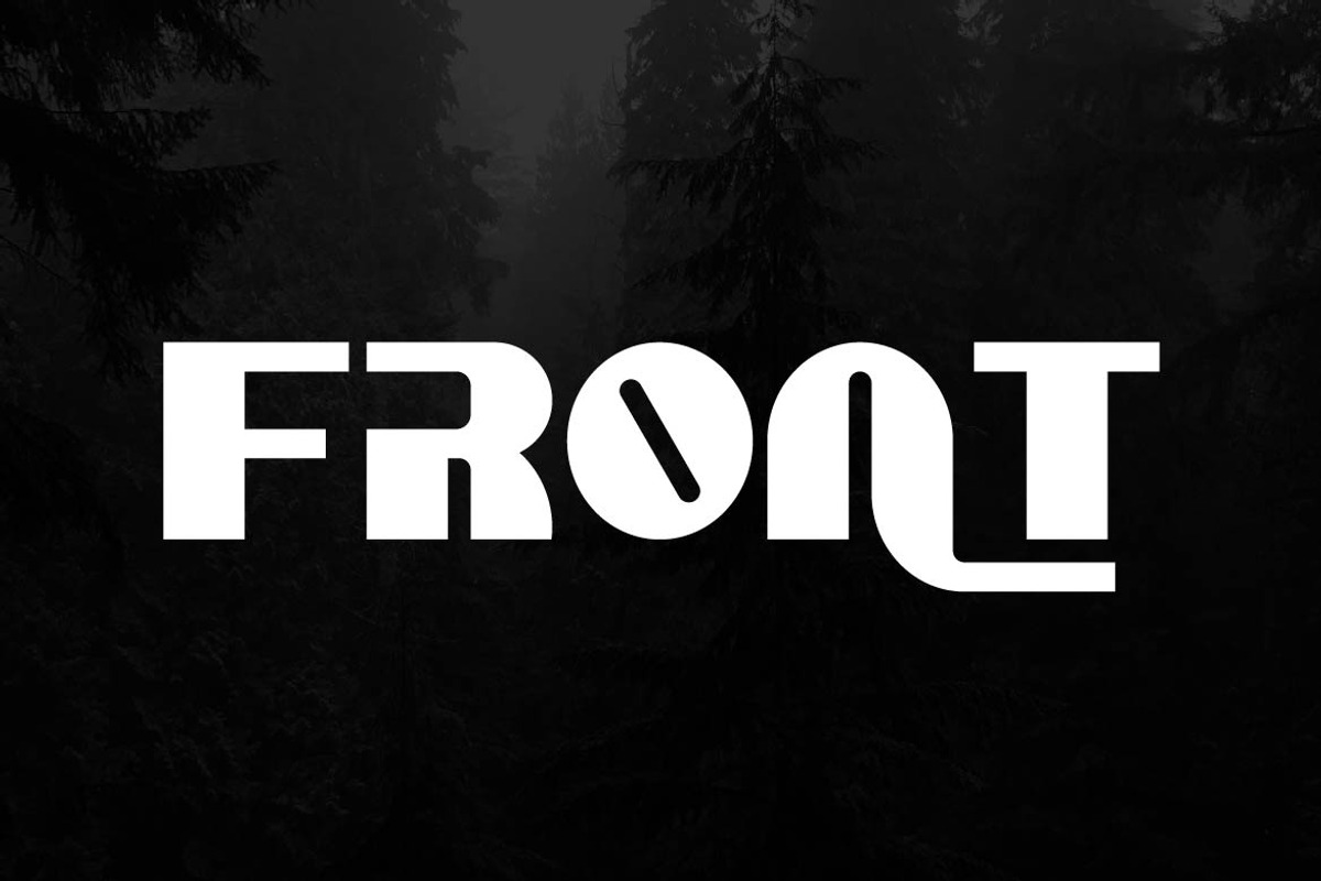 Montora – Bold Display Font