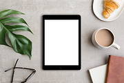 iPad Flat Lay Mockup Photo | iPad Mockups ~ Creative Market