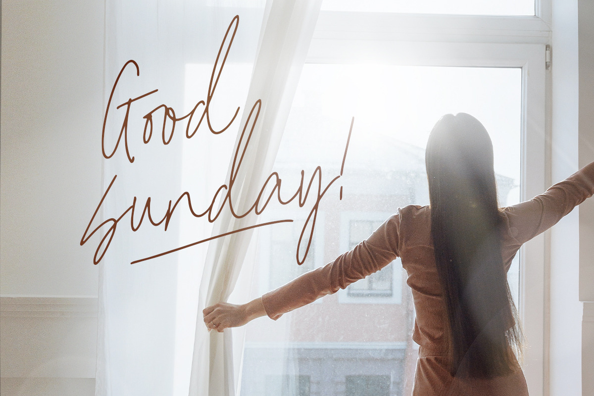 Kelly Blossom - Ligature Script, a Script Font by Sarid Ezra