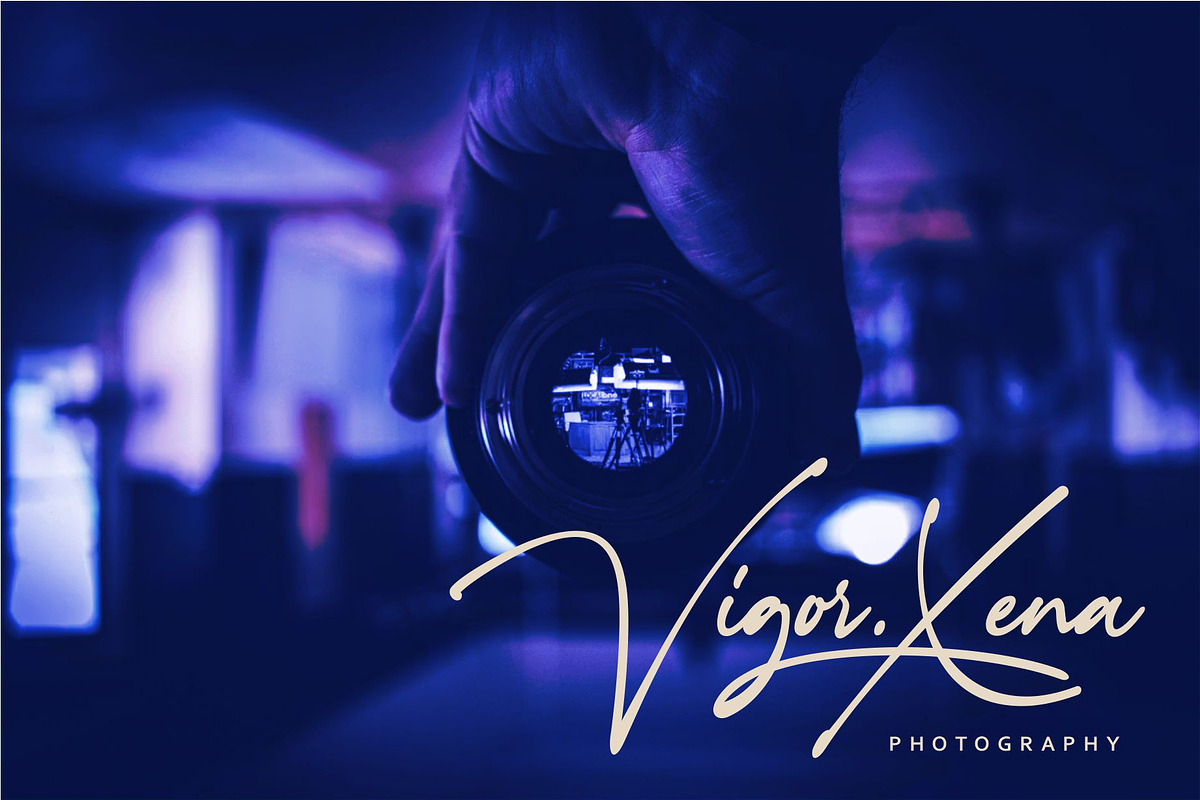 ROYAL HINDIA | Signature Logo Script, a Handwritten Font by Havinkpen