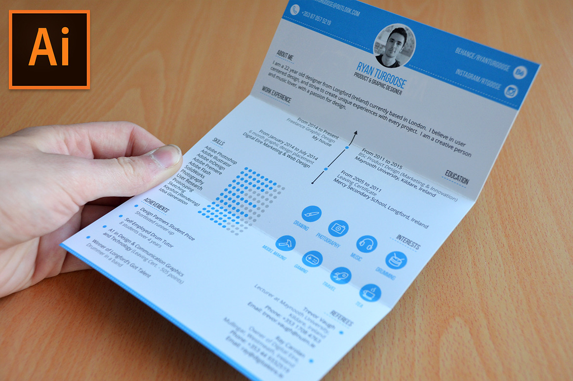 Folding CV Template, a Resume Template by rtgoose