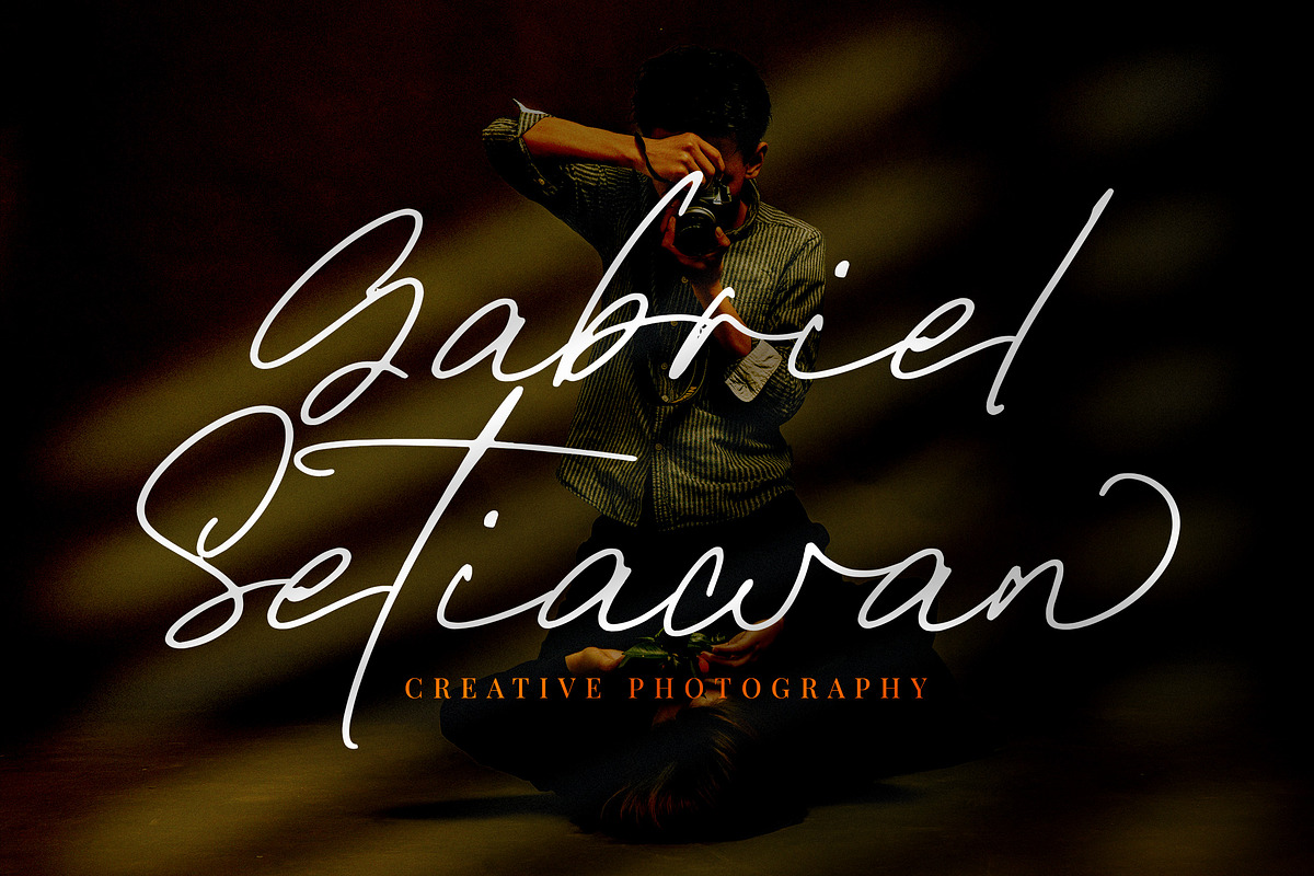 Emily Yorke - Signature Script, a Script Font by Krakenbox Studio | Creative Market