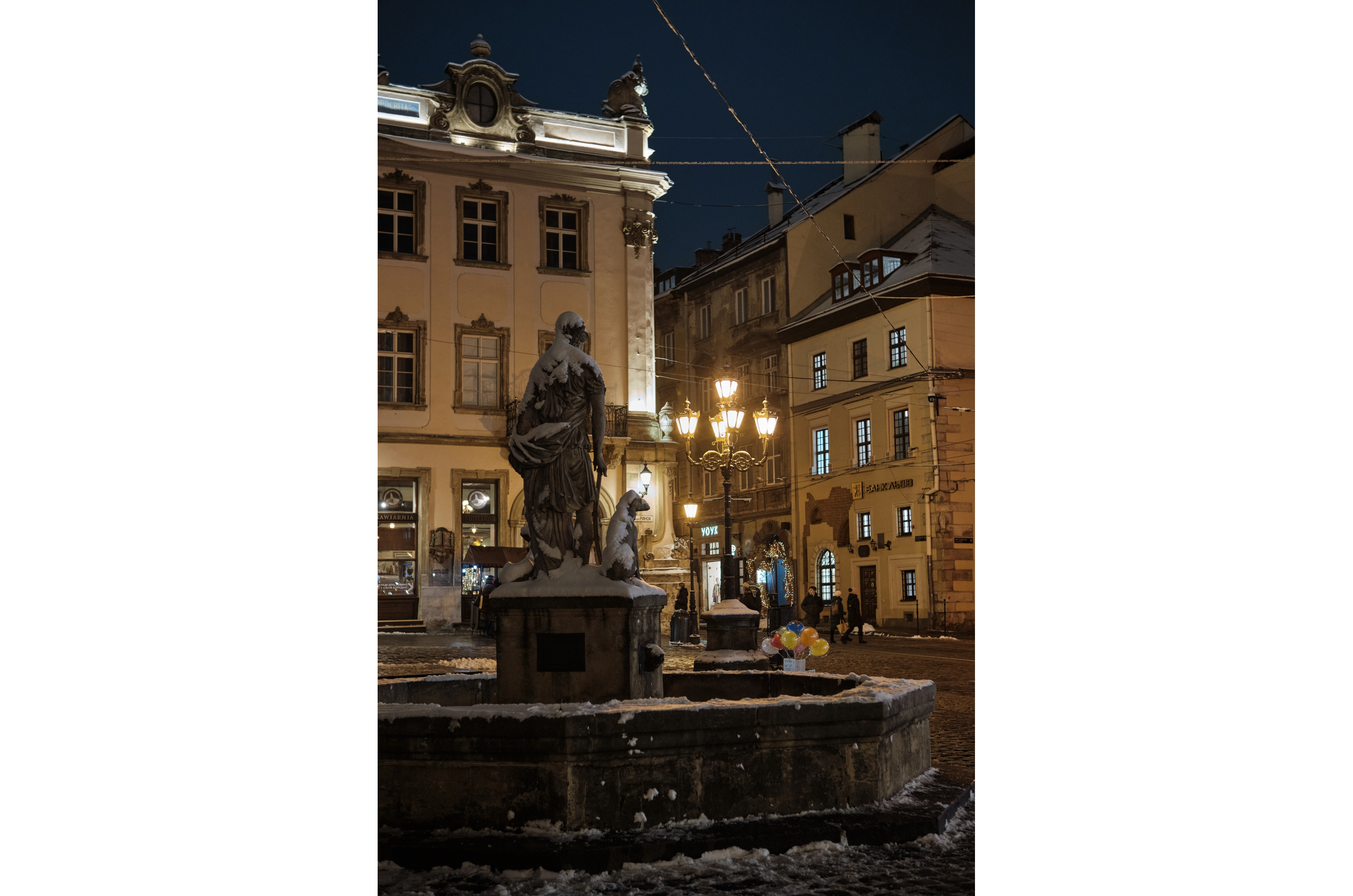 SCULPTURE FIGURE OF DIANA., an Architecture Photo by Rohan Photography