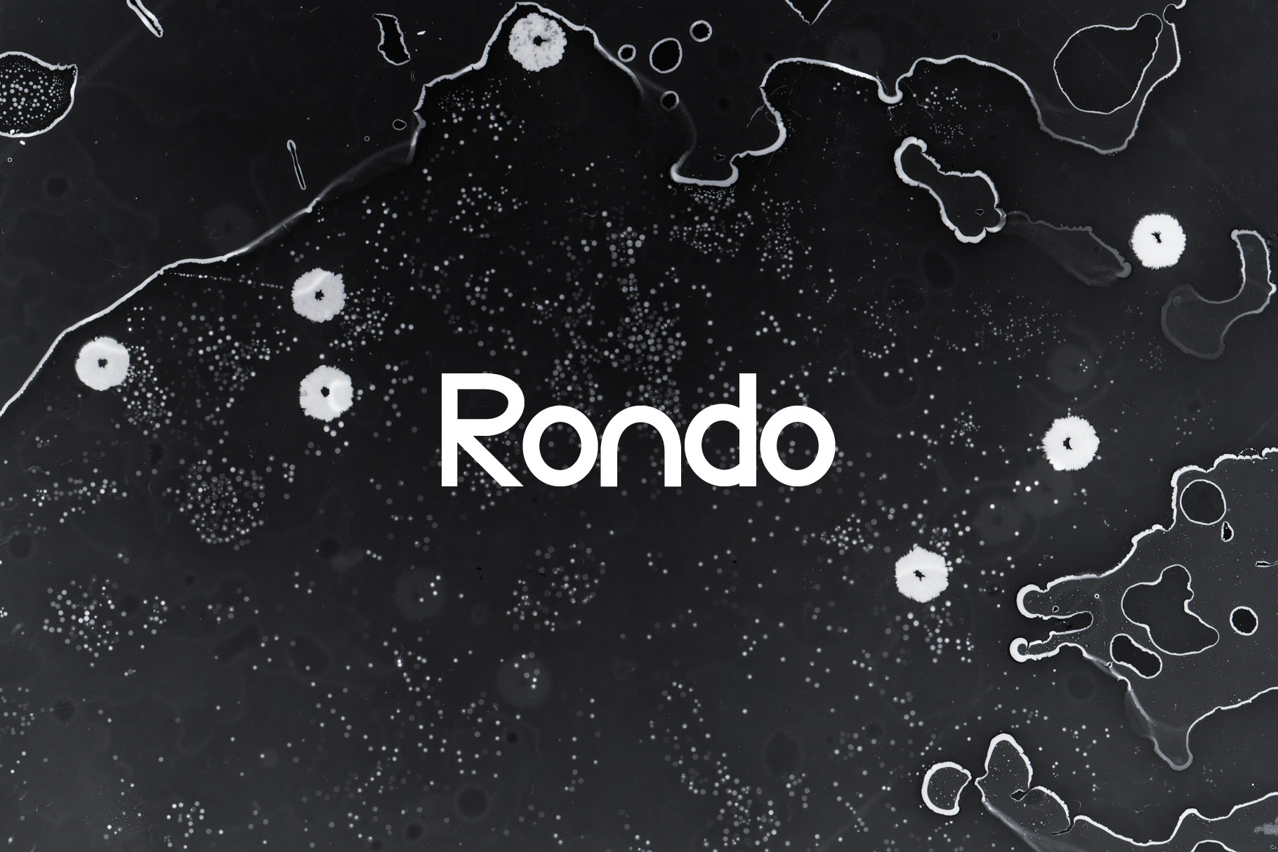 Rondo Font, a Sans Serif Font by Estelle Couturier