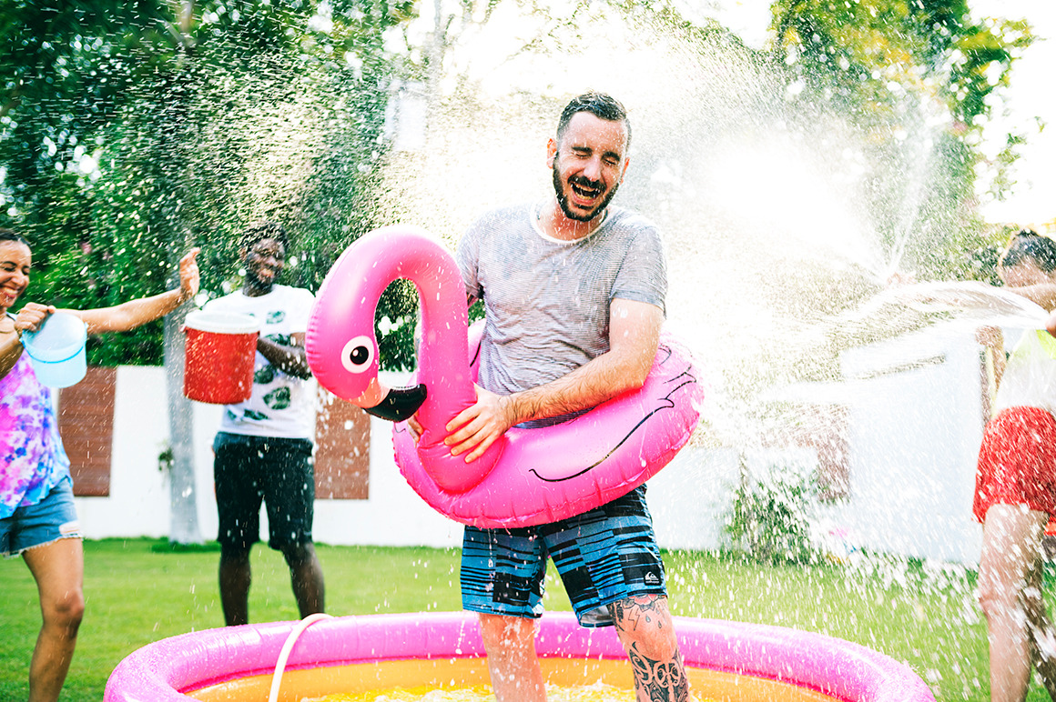 Summer fun with friends, a Photo by rawpixel