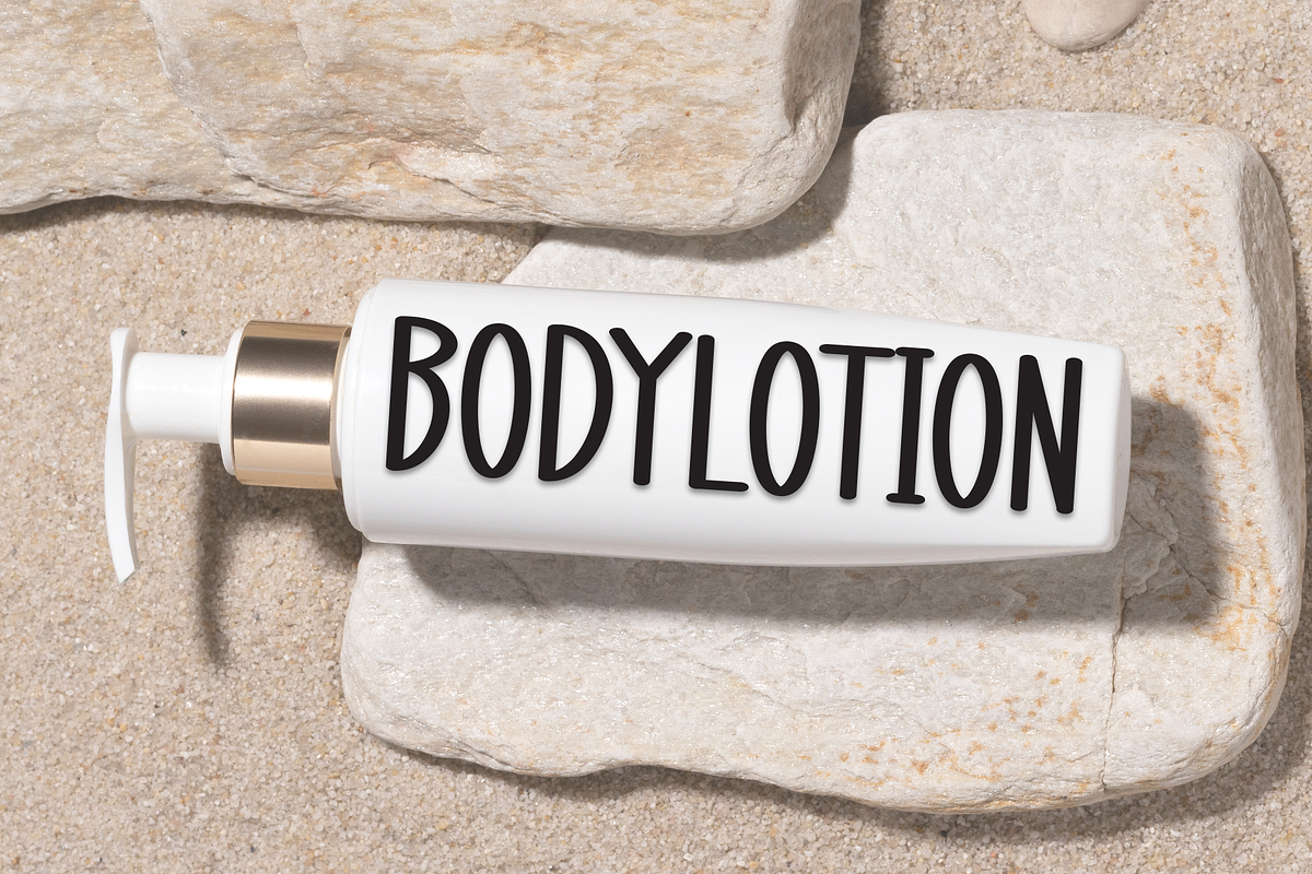 Romance | Script Font, a Script Font by Scratchones