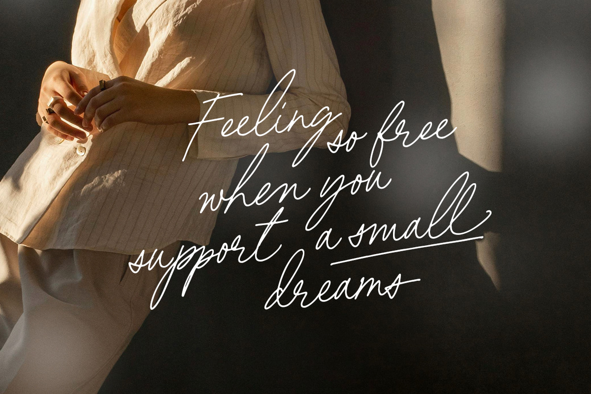 Random Details - Simple Script, a Script Font by Sarid Ezra