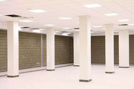 Empty under construction room in home or house with space on sit ...