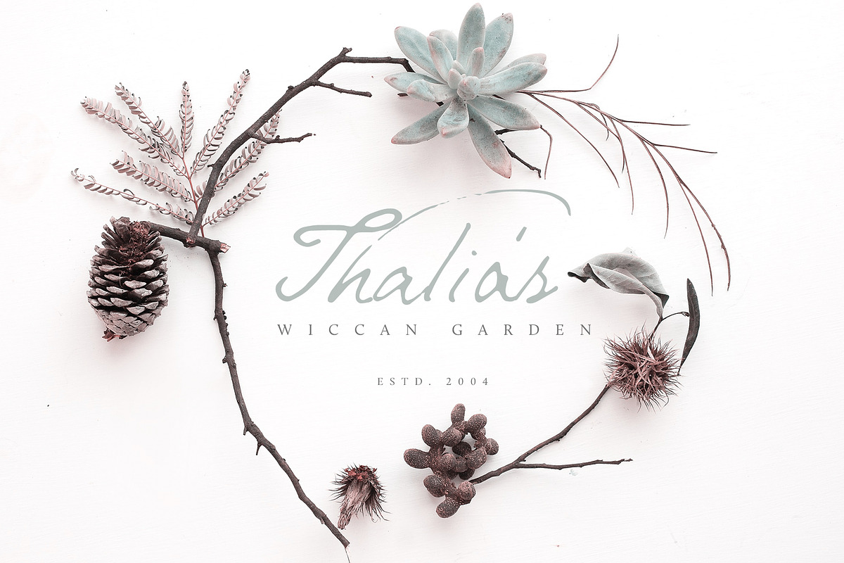 Mythshire vintage inapired font