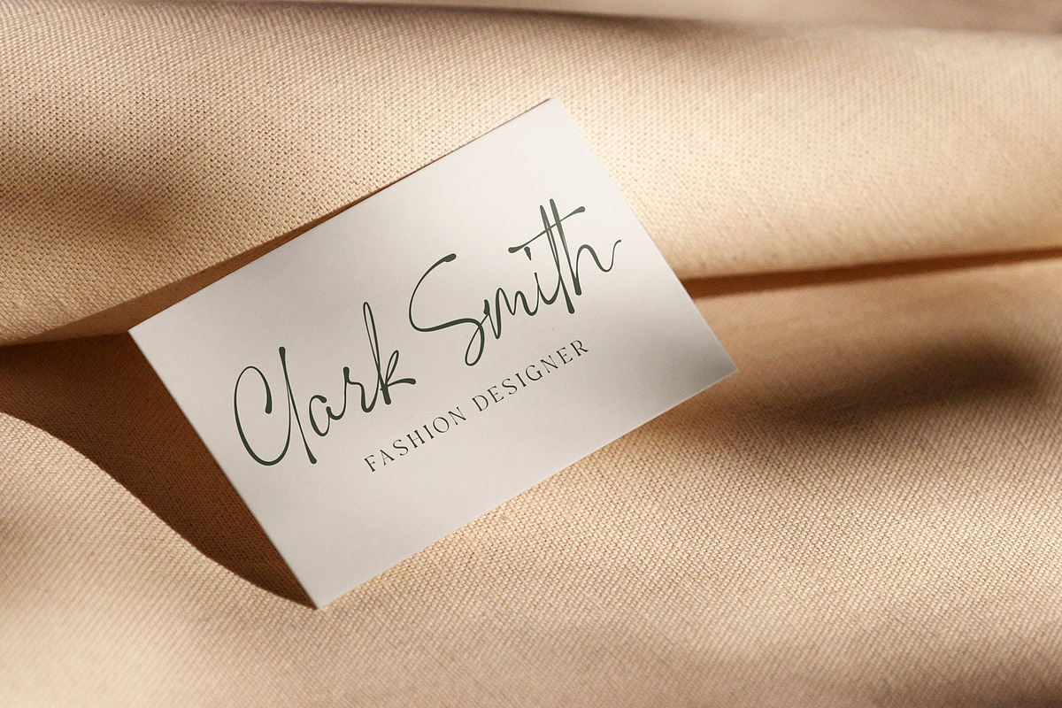 Clark Smith - Casual Calligraphy Font