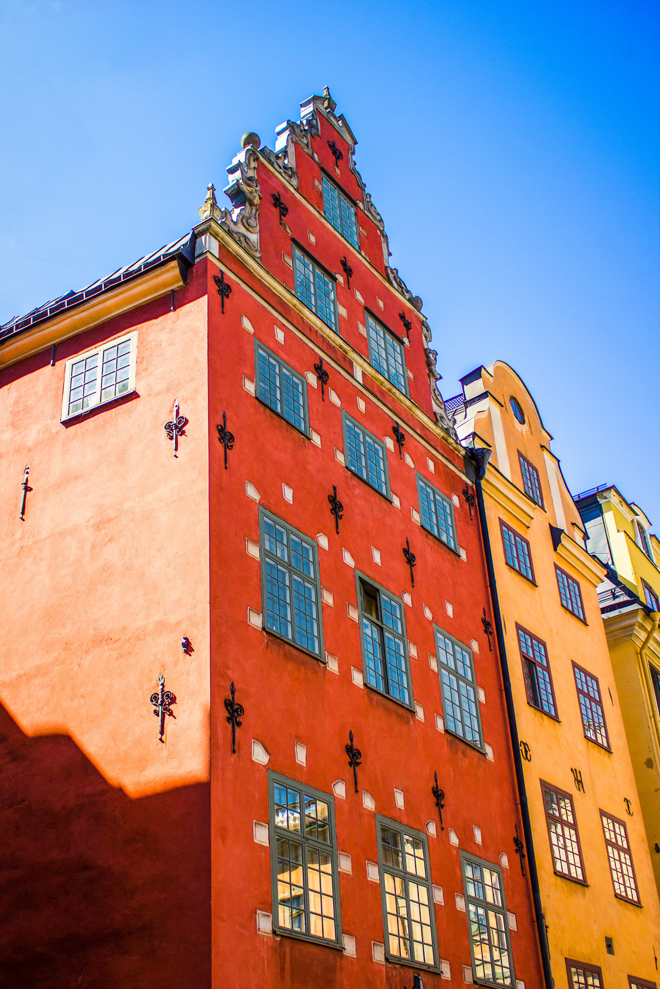 Stockholm Buildings, an Architecture Photo by Riho Rannamäe