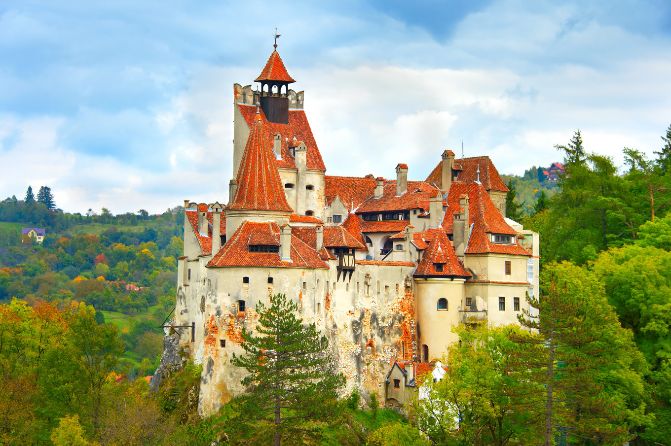 Dracula castle, Romania, a Wallpaper Photo by joyt