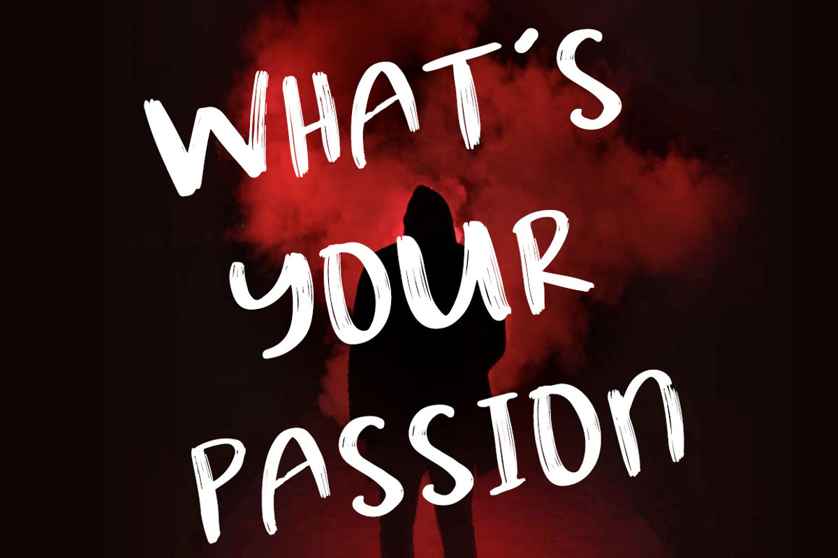 Roxanne Font, a Font by I'm Knot Tangled