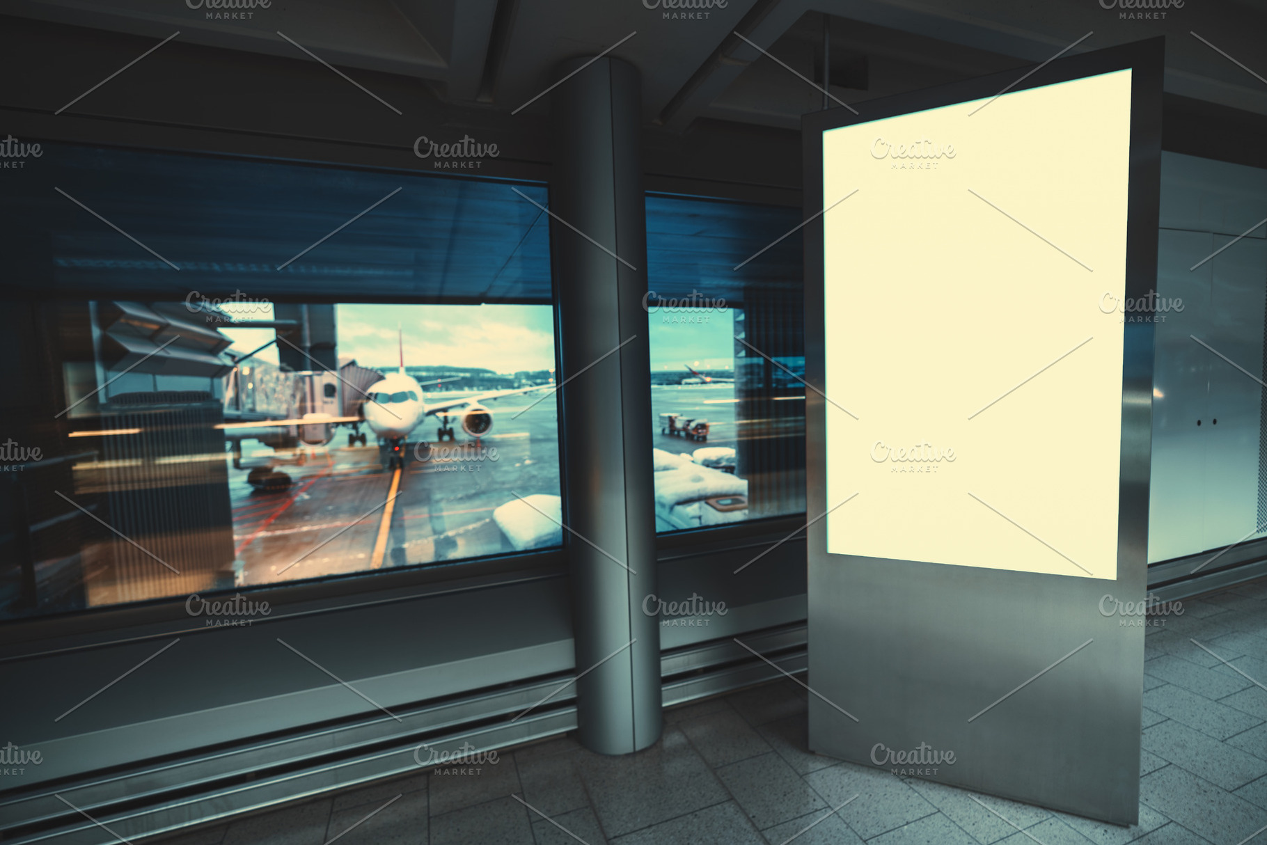 Ad poster mock-up, airport terminal, a Technology Photo by SkyNext ...