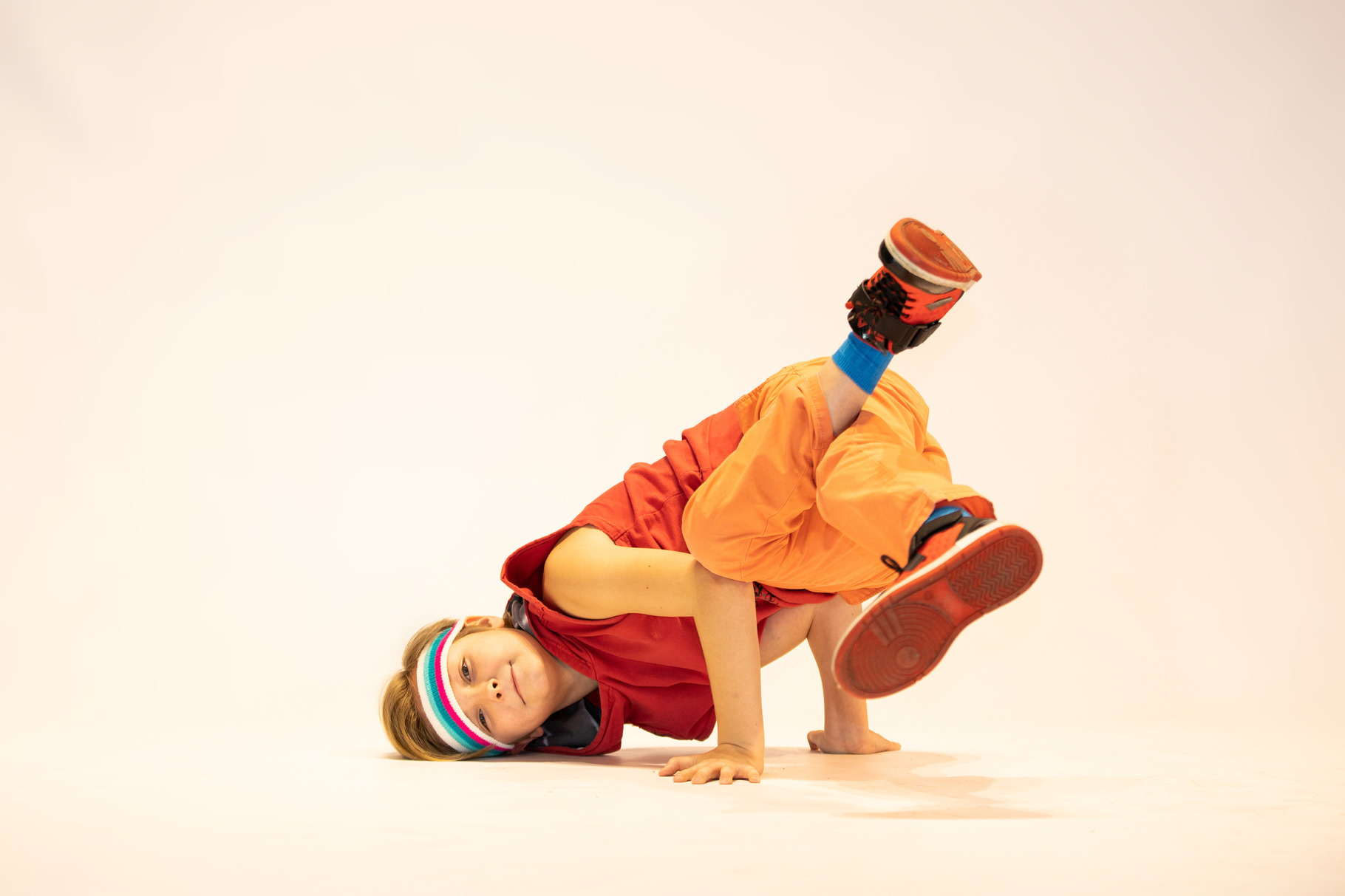 Little boy in figure breakdance featuring boy, dancer, and kid | People ...