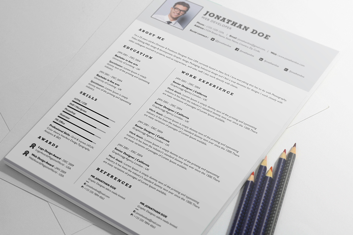 Professional Resume Set, a Resume Template by GraphicsEgg