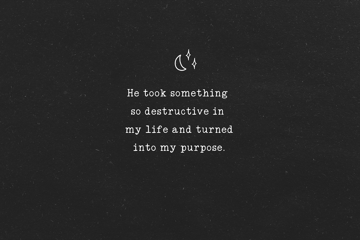 Amore Eterno Typewriter Font