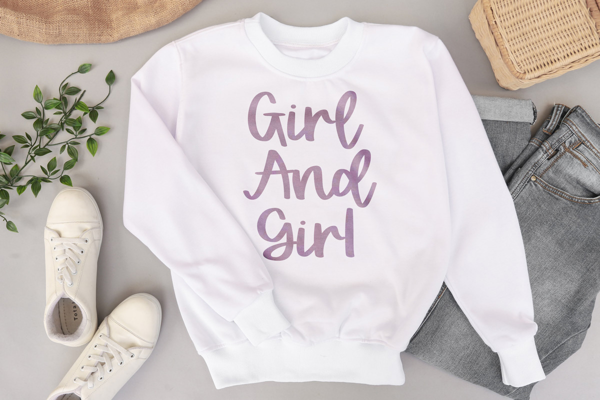 Sky Oasis Script Font