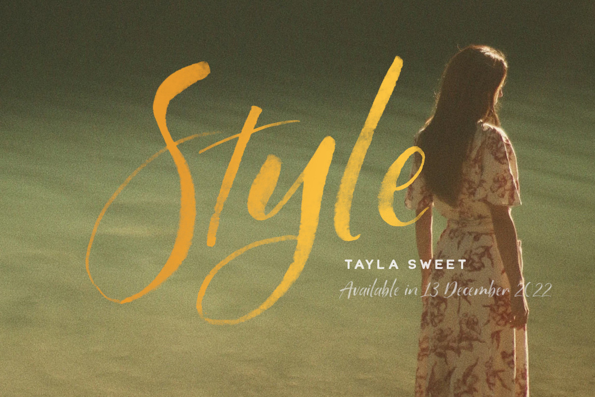 Hello Christine - SVG Font, a Font by Letterhend Studio