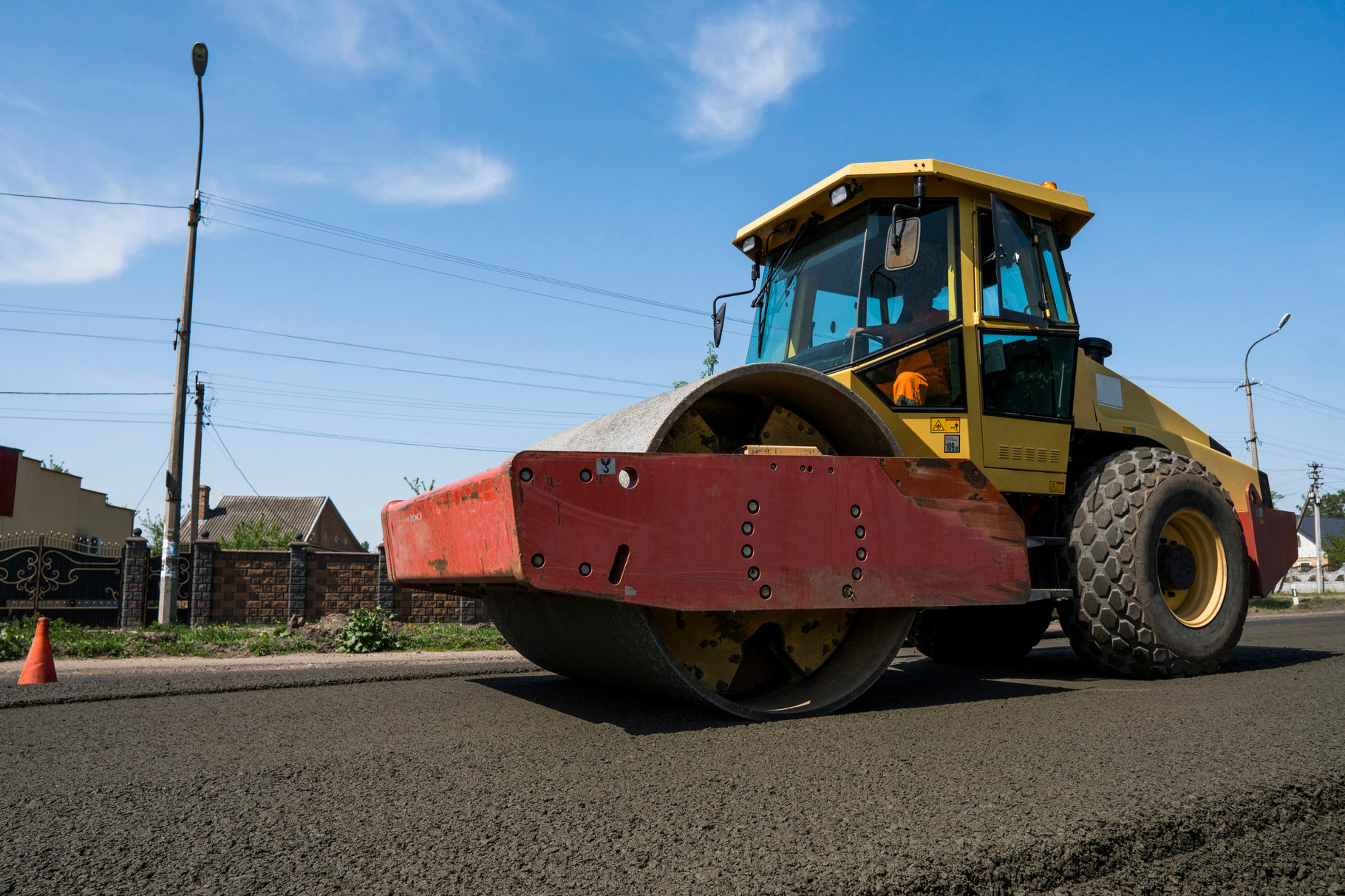 Heavy vibration roller at asphalt featuring roller, road, and ...