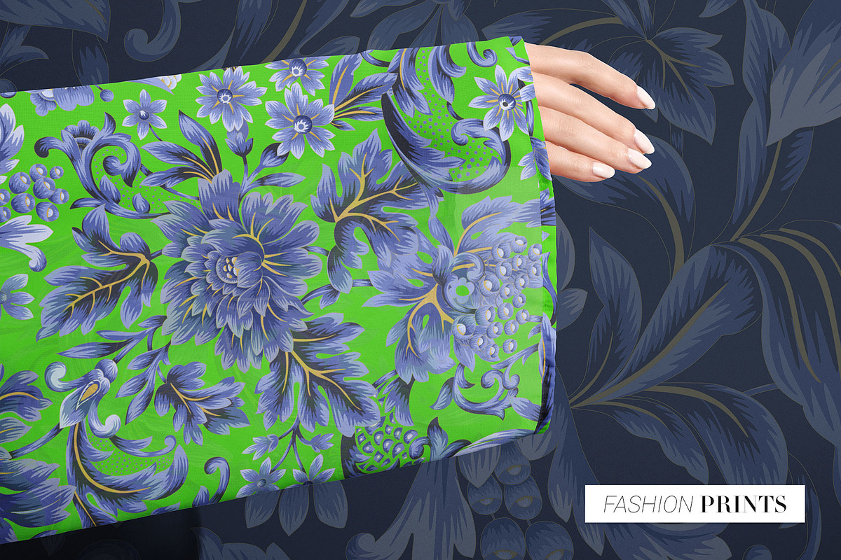 Detailed vintage floral pattern design