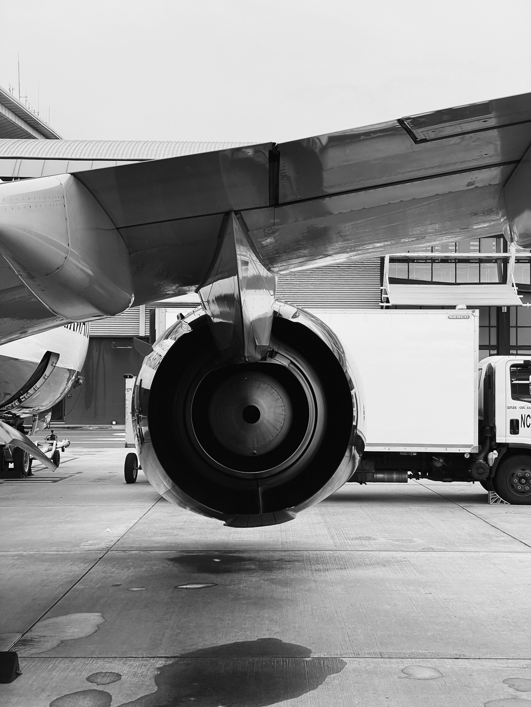 Back view of turbine engine, a Transportation Photo by Paperplane.D Store