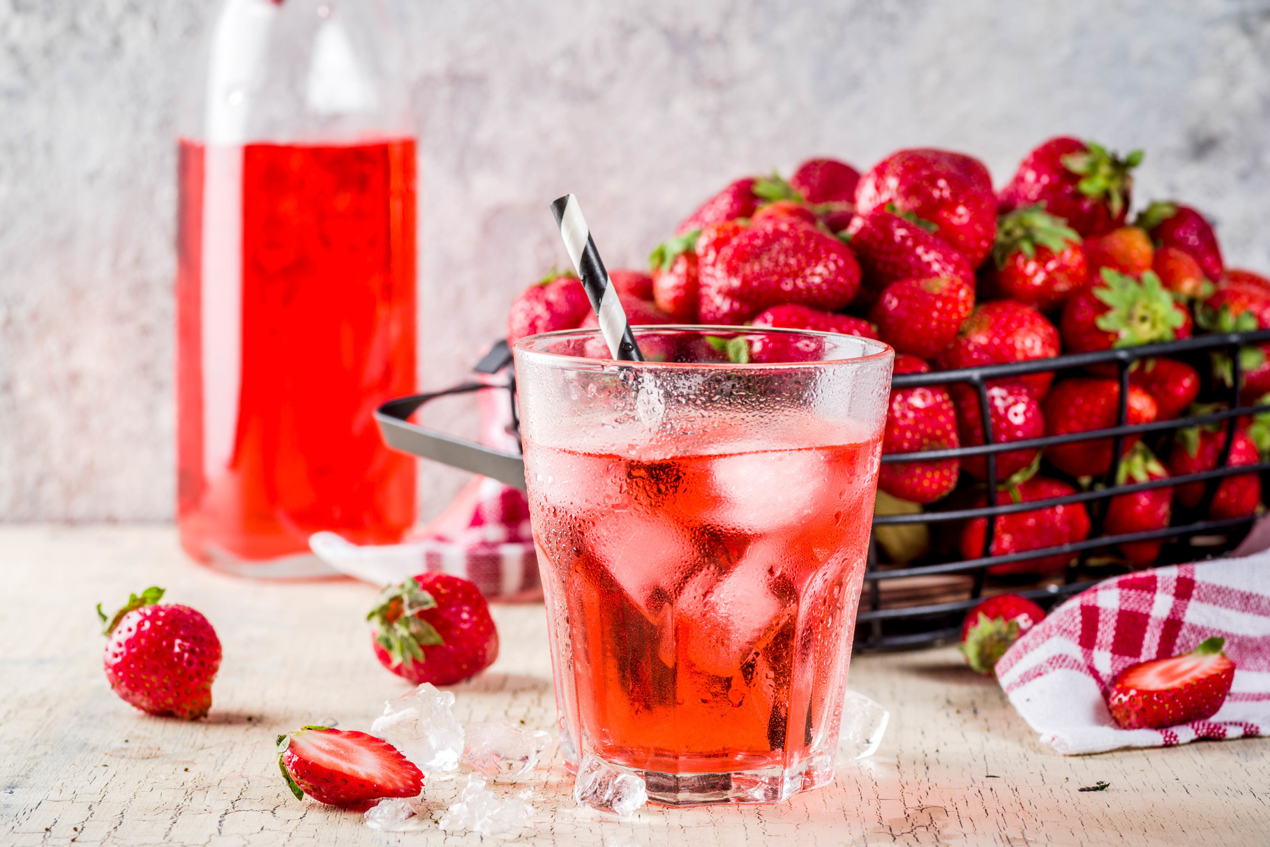 Iced strawberry drink, a Photo by Rimma